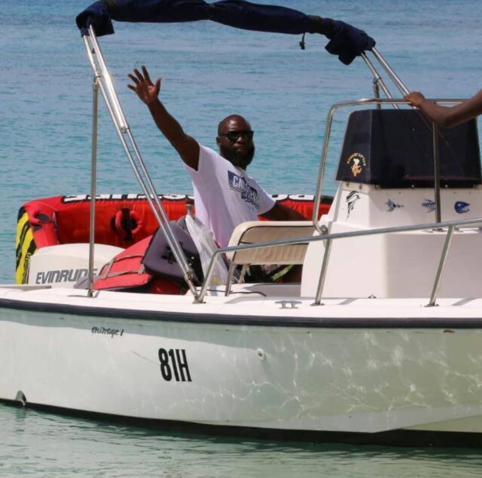 Speed boat activities with Gangsta in Holetown Beach Barbados